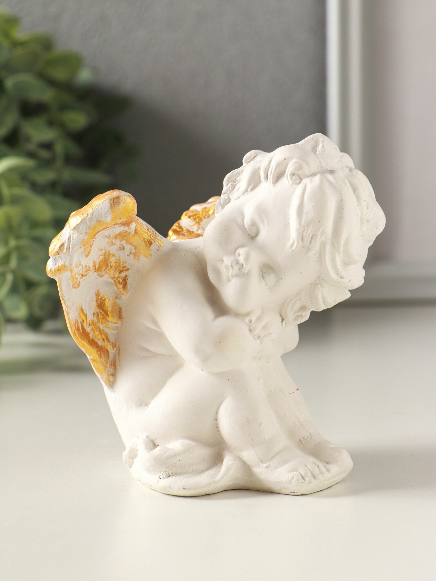 Фигурка гипс Ангел спит , 10 8 7 см, белый с позолотой