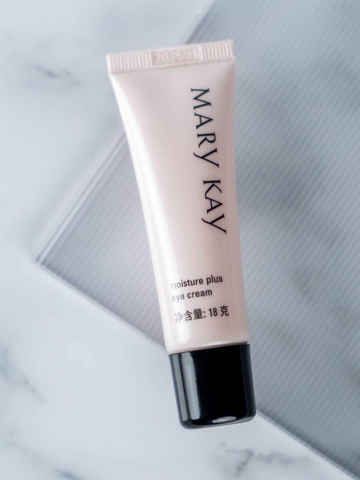 Увлажняющий крем для кожи вокруг глаз Mary Kay, 18g Moisture Plus Eye Cream