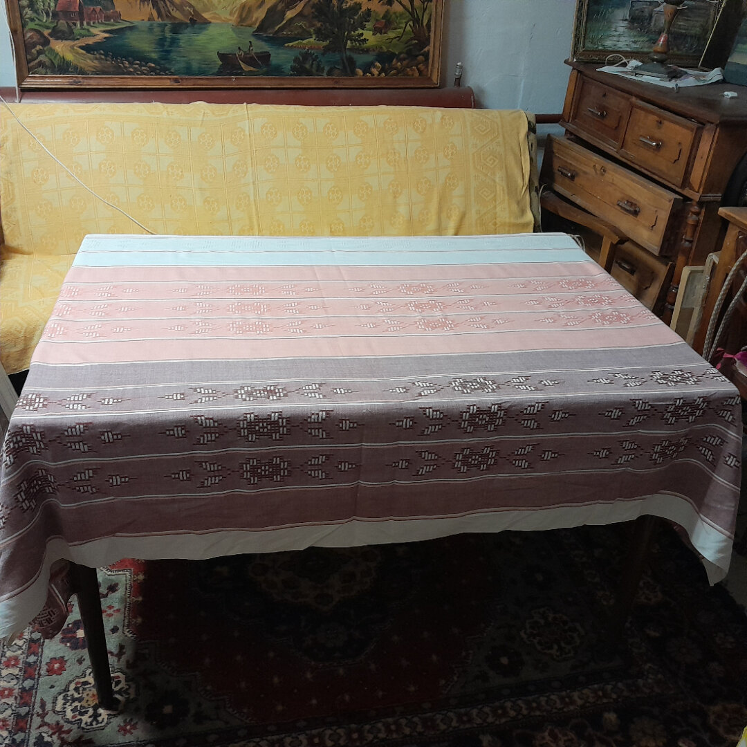 Льняная скатерть 190х125 см с этническим узором. Винтаж, СССР.