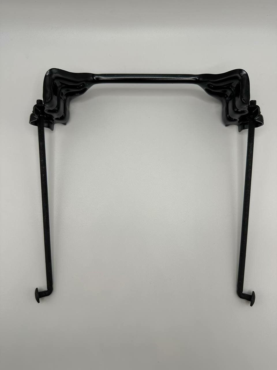 General Motors Крепление аккумулятора, арт. 96862936, 1 шт.