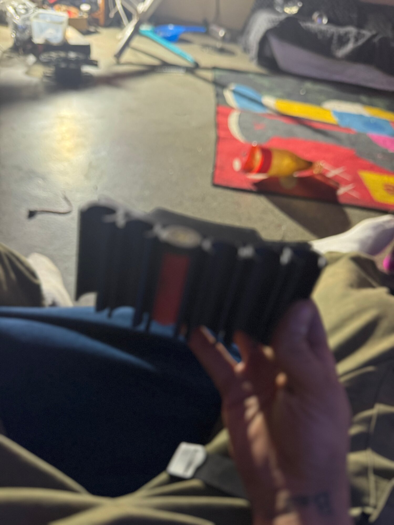 Патронташ "Нет бренда", поясной, открытый, на 6 патронов 12 калибра, пластик, чёрный