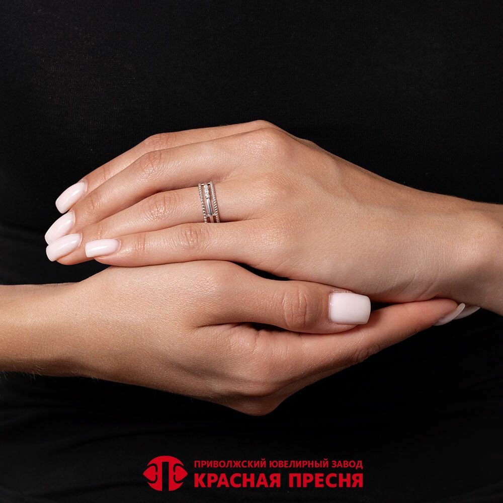 Кольцо, фианит