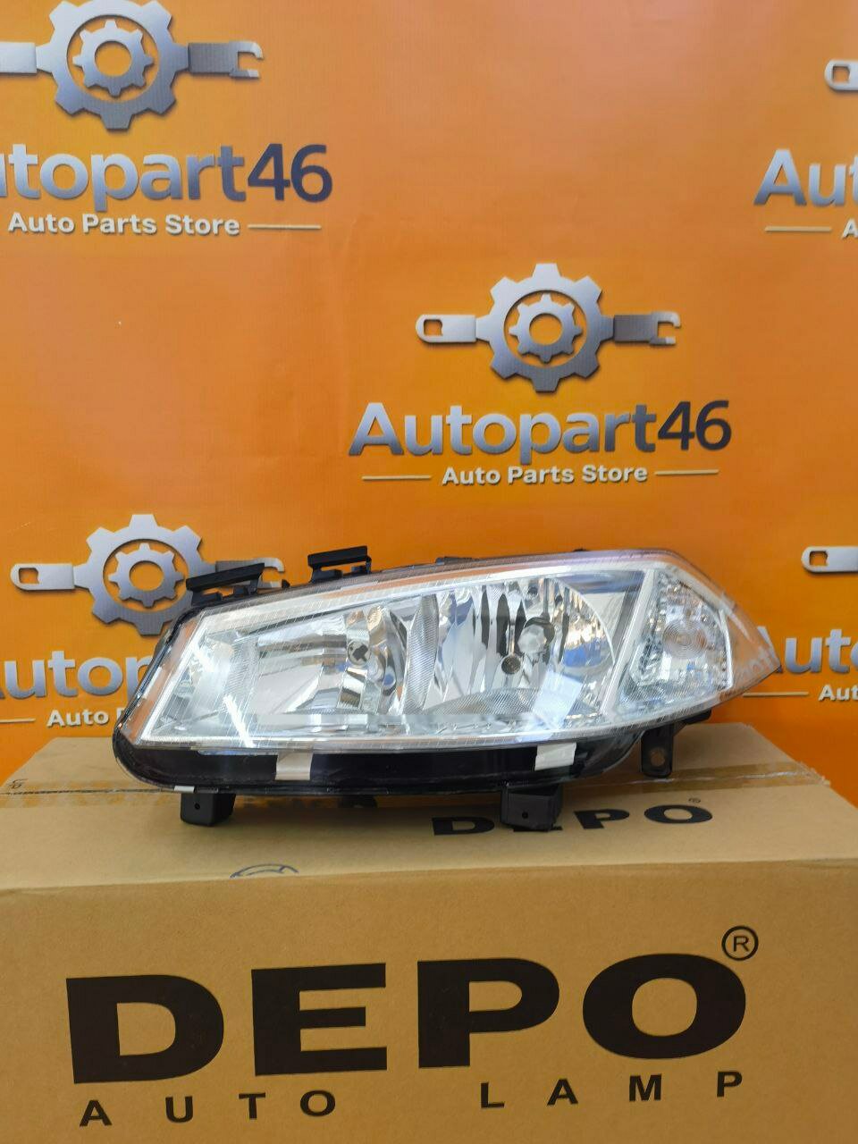 Фара левая Рено Меган 2 RENAULT MEGANE II 02-05 (дорестайл) электрокорректор DEPO тайвань отличное качество