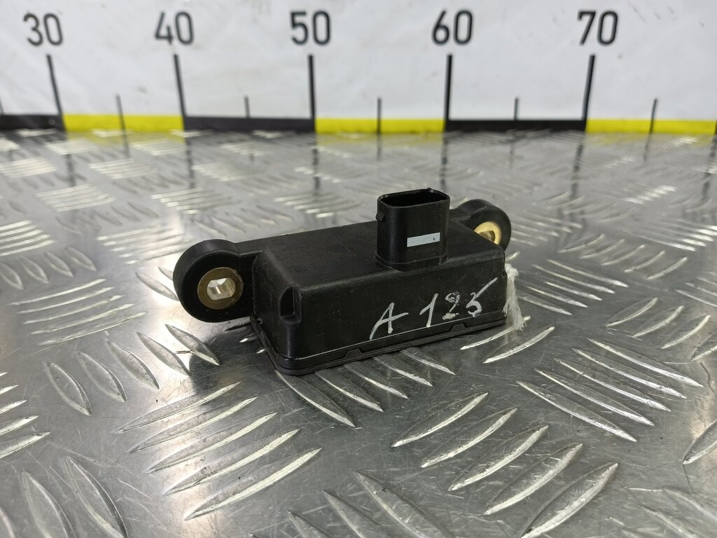 Блок управления ESP Б/У для SUZUKI Grand Vitara II (2005—2008) 3394578K00