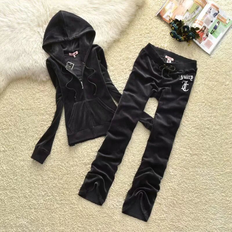 Комплект одежды