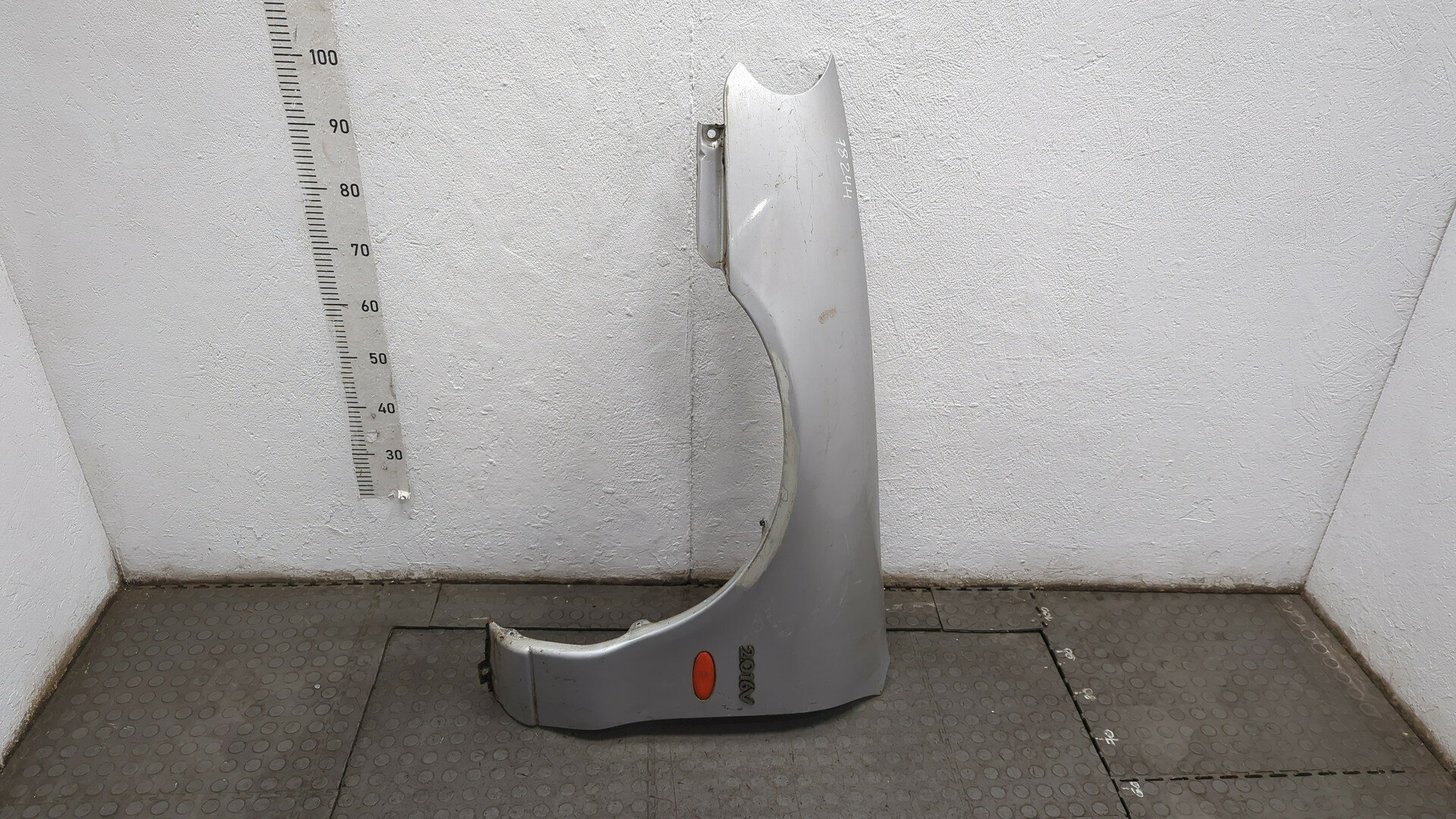 Крыло левое переднее Ford Mondeo 2 Б/У