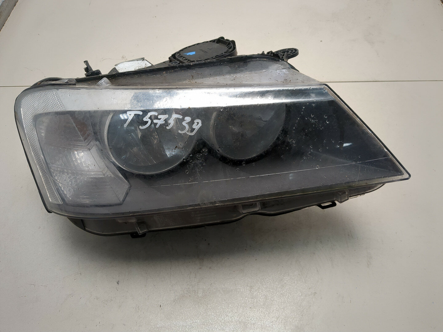 Фара (передняя) правая BMW X3 F25 Б/У
