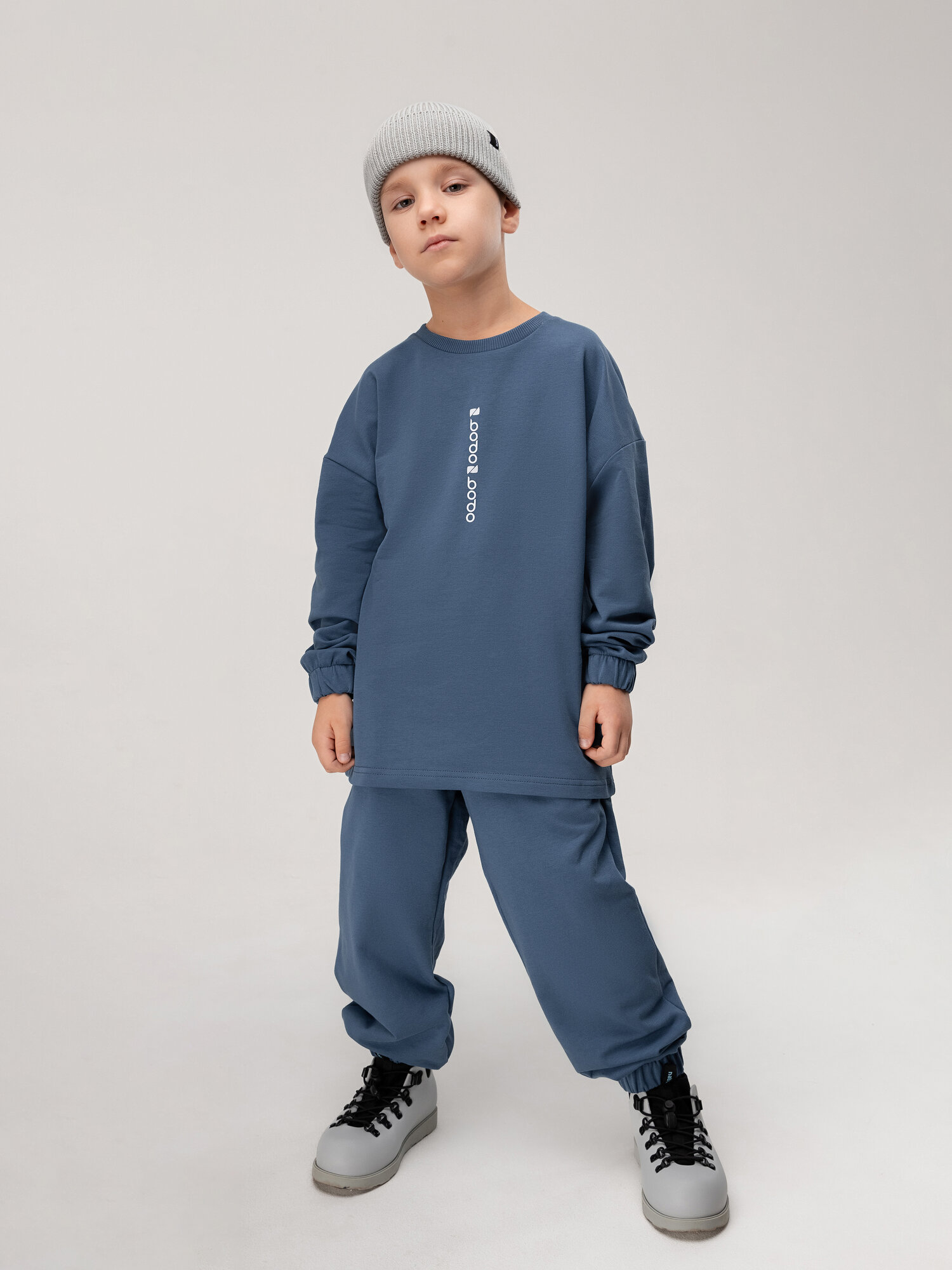 Костюм спортивный