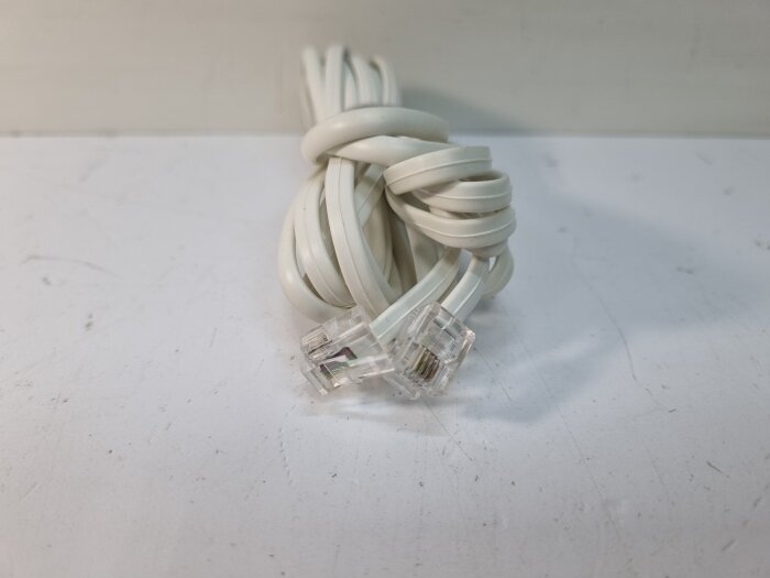 Кабель телефонный RJ11 4 жилы 3м белый