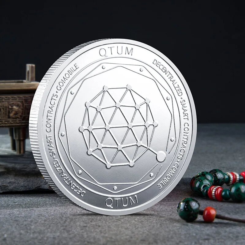 Посеребренная монета Qtum, серебристая