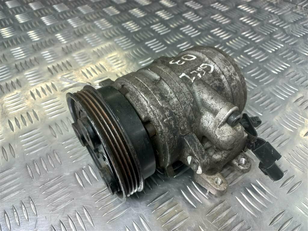 Компрессор кондиционера Б/У для Hyundai GETZ I (2002—2005) I рестайлинг (2005—2011) 977011C100