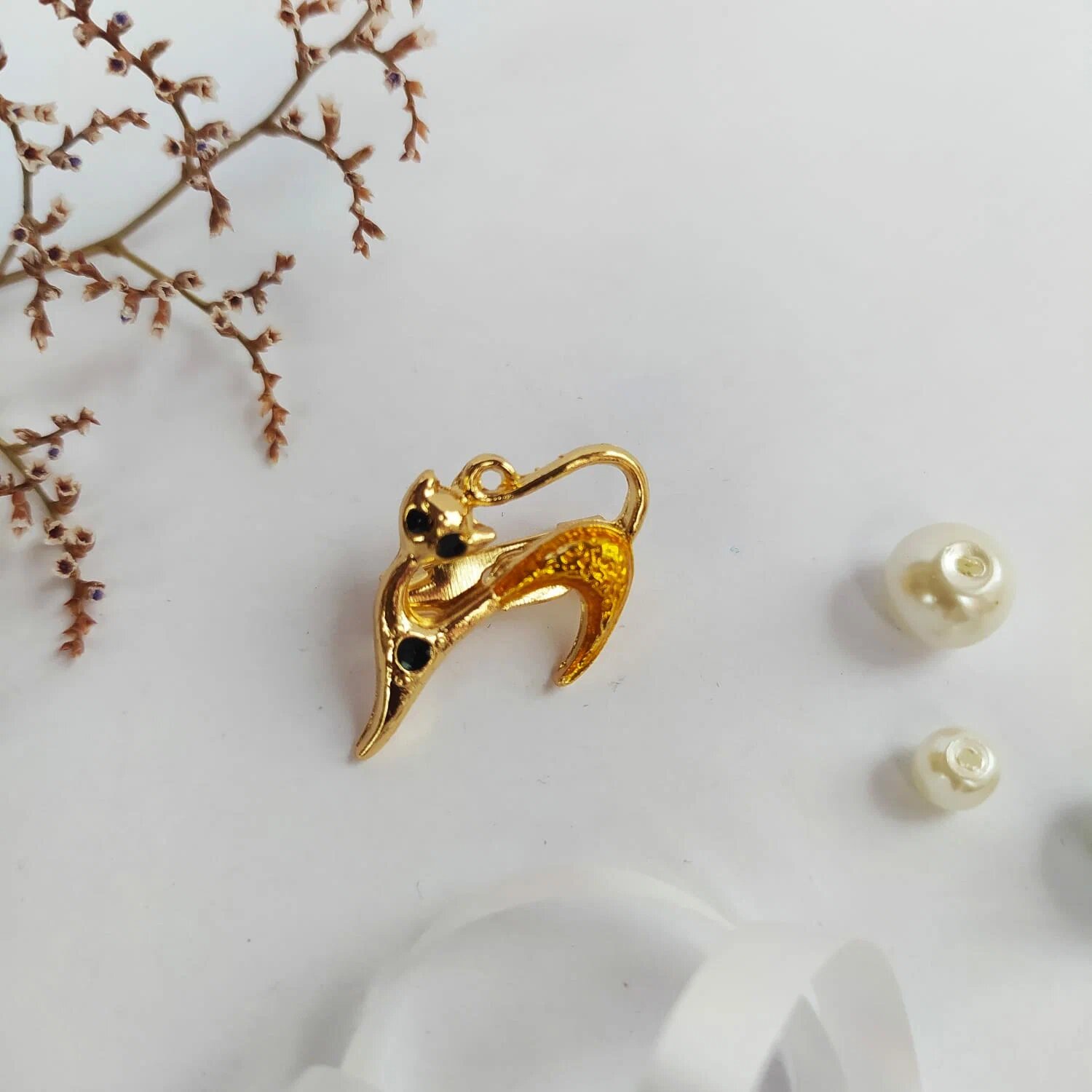 Брошь, эмаль