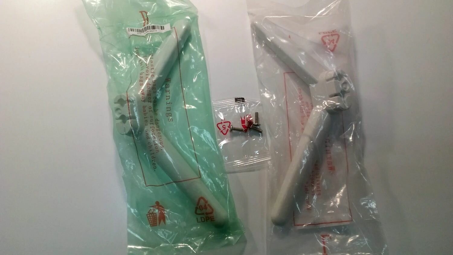 2 Пластиковые ножки с болтами крепления STB1.10.006.000310 STB1.10.006.000309 для H32D7200K/W Lcd Телевизор Dexp Подставка арт. 7303