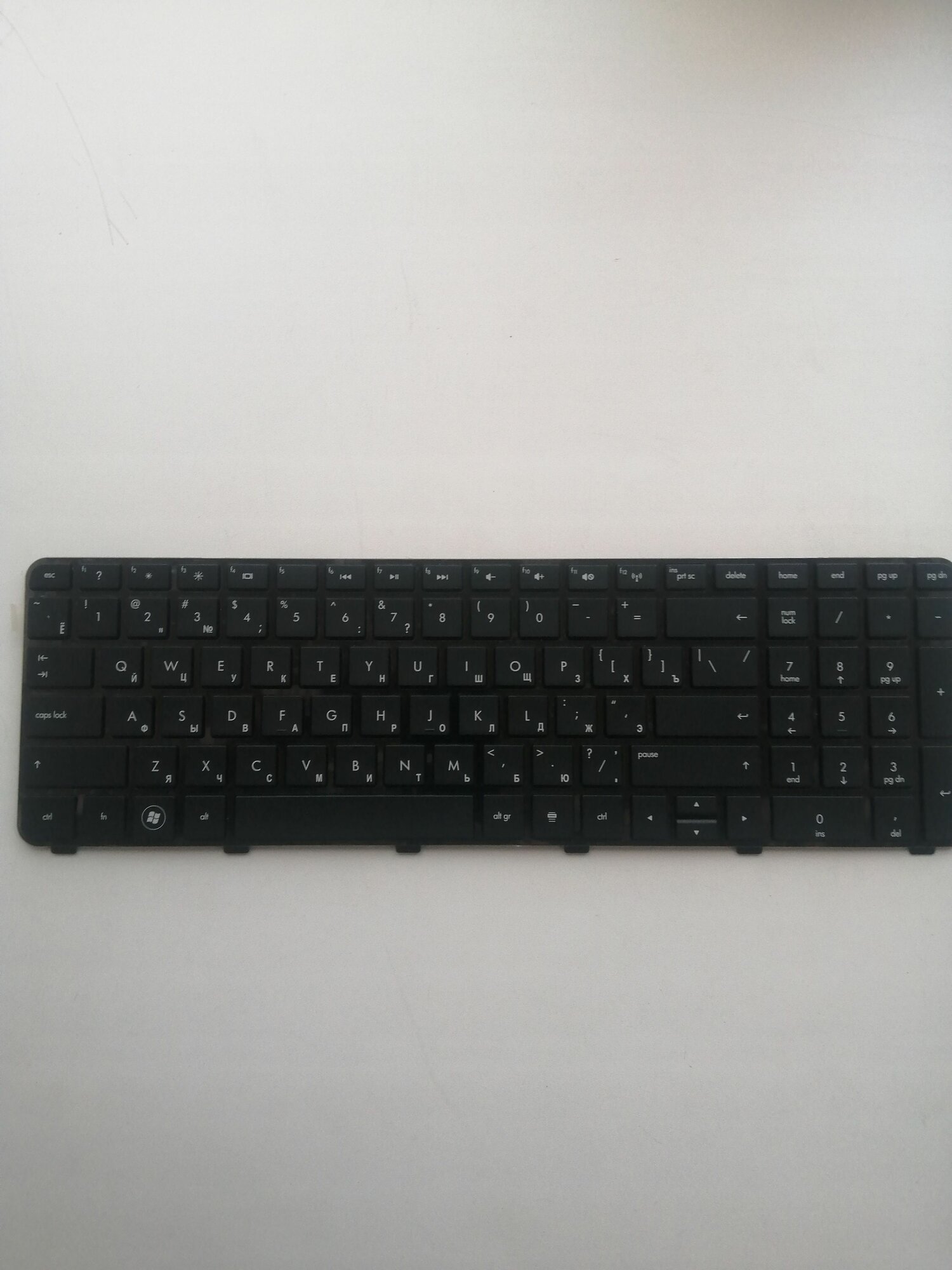 Клавиатура HP Pavilion dv7-6052er 668655-251