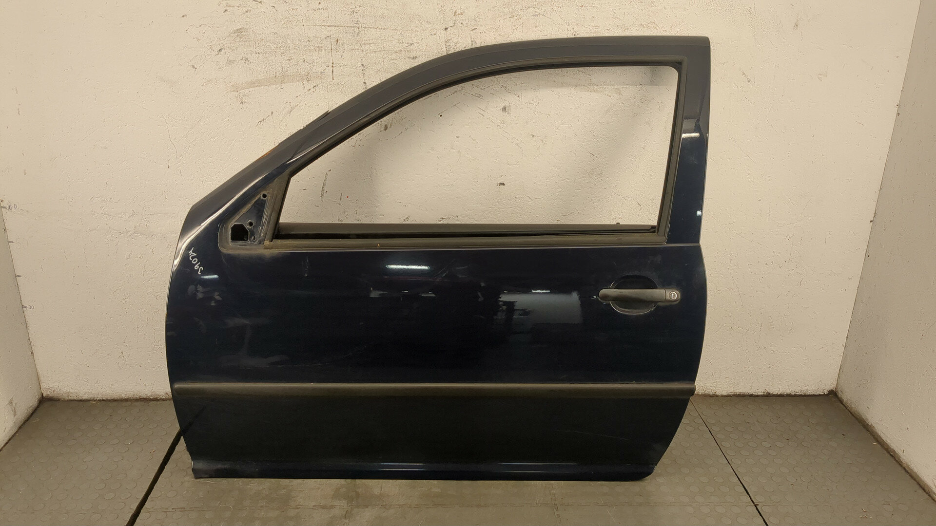 Дверь боковая (легковая) левая передняя Volkswagen Golf 4 Б/У