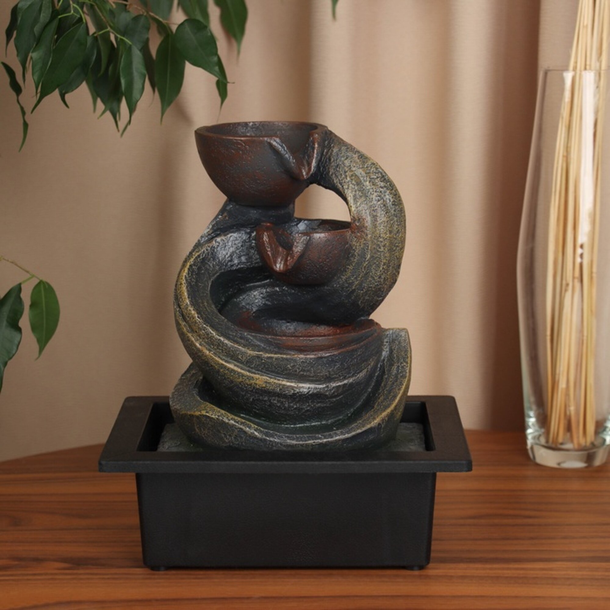 Фонтан настольный «Герберт» виток, 27×23 см, с подсветкой, без шарика