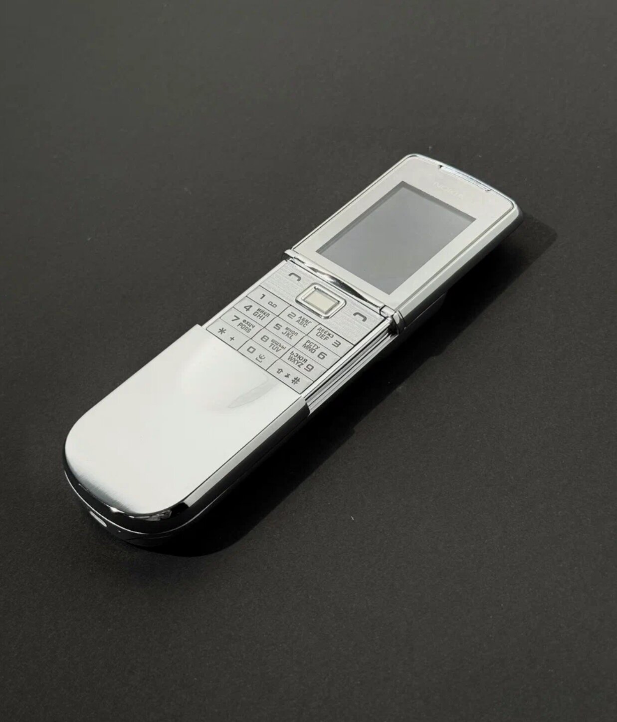 Сотовый телефон 8800 "Sirocco", слайдер, Bluetooth, цвет серебристый (Silver)