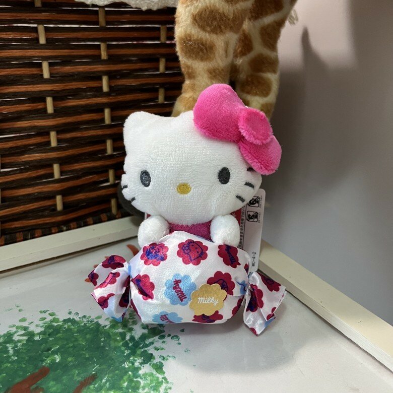 Character soft toys with fujiya co branded lollipops filling for playroom and gift cat