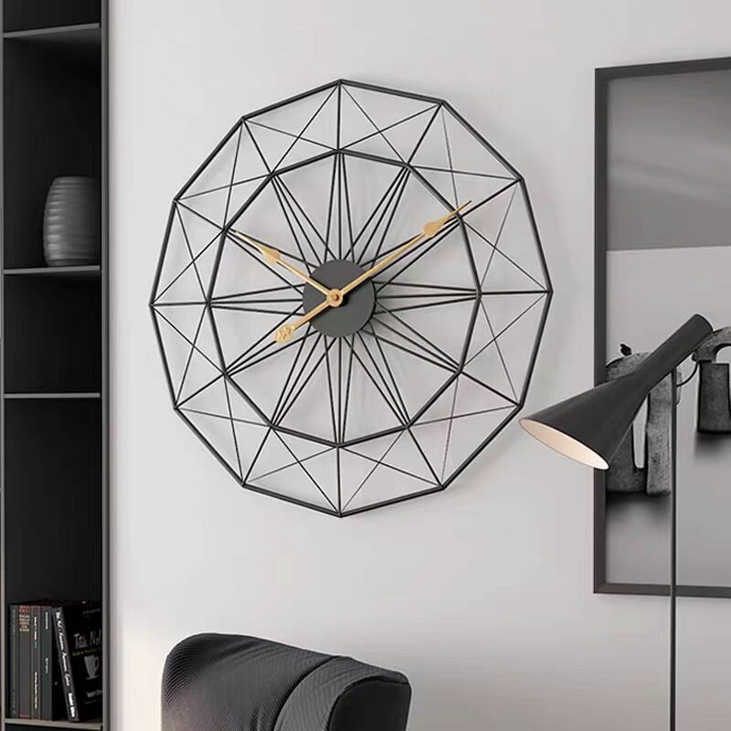 Большие железные бесшумные настенные часы