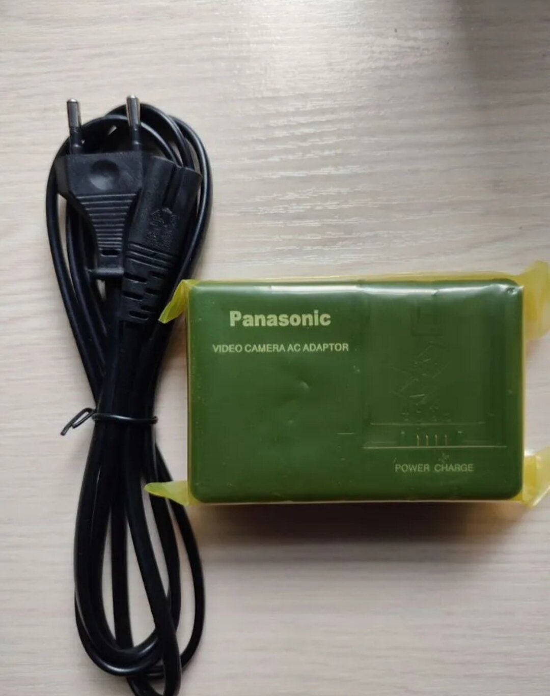 Зарядное устройство Panasonic VSK0631 для камер Panasonic, Новое зу