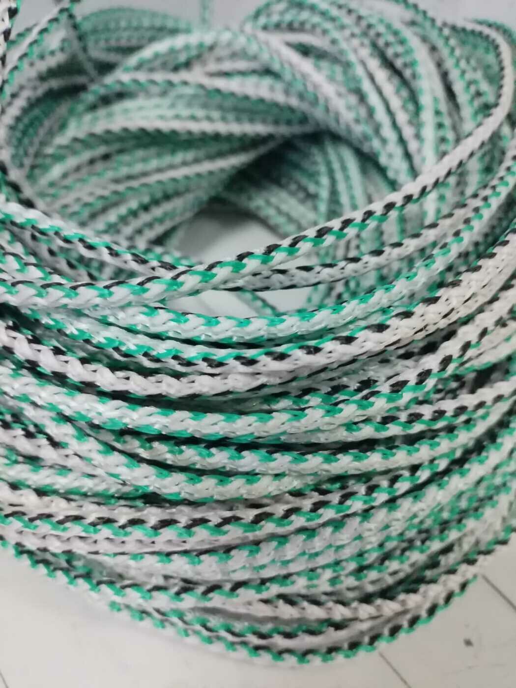 Веревка хозяйственная 4мм 50 метров