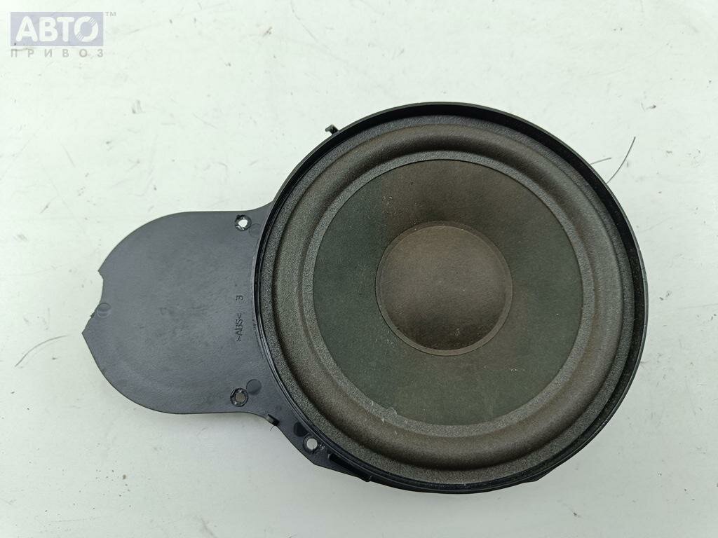 Динамик двери передней правой Volkswagen Passat B6