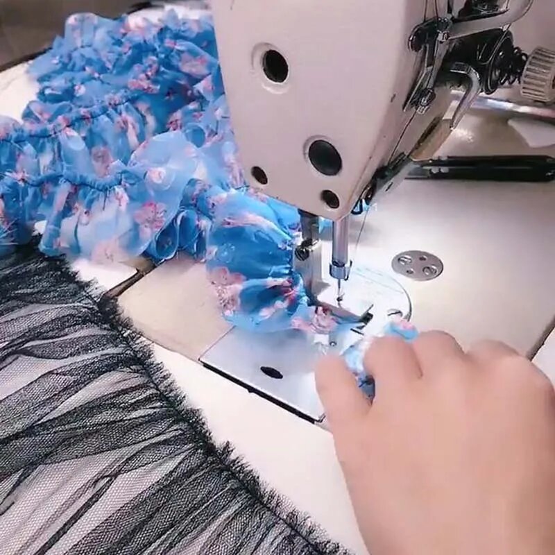 Плиссированная прижимная лапка для тонких тканей