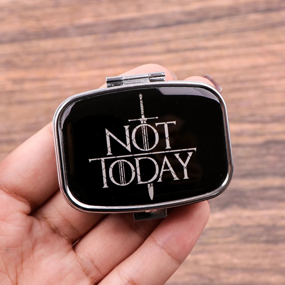 Черная мини-коробка для таблеток "Not Today"