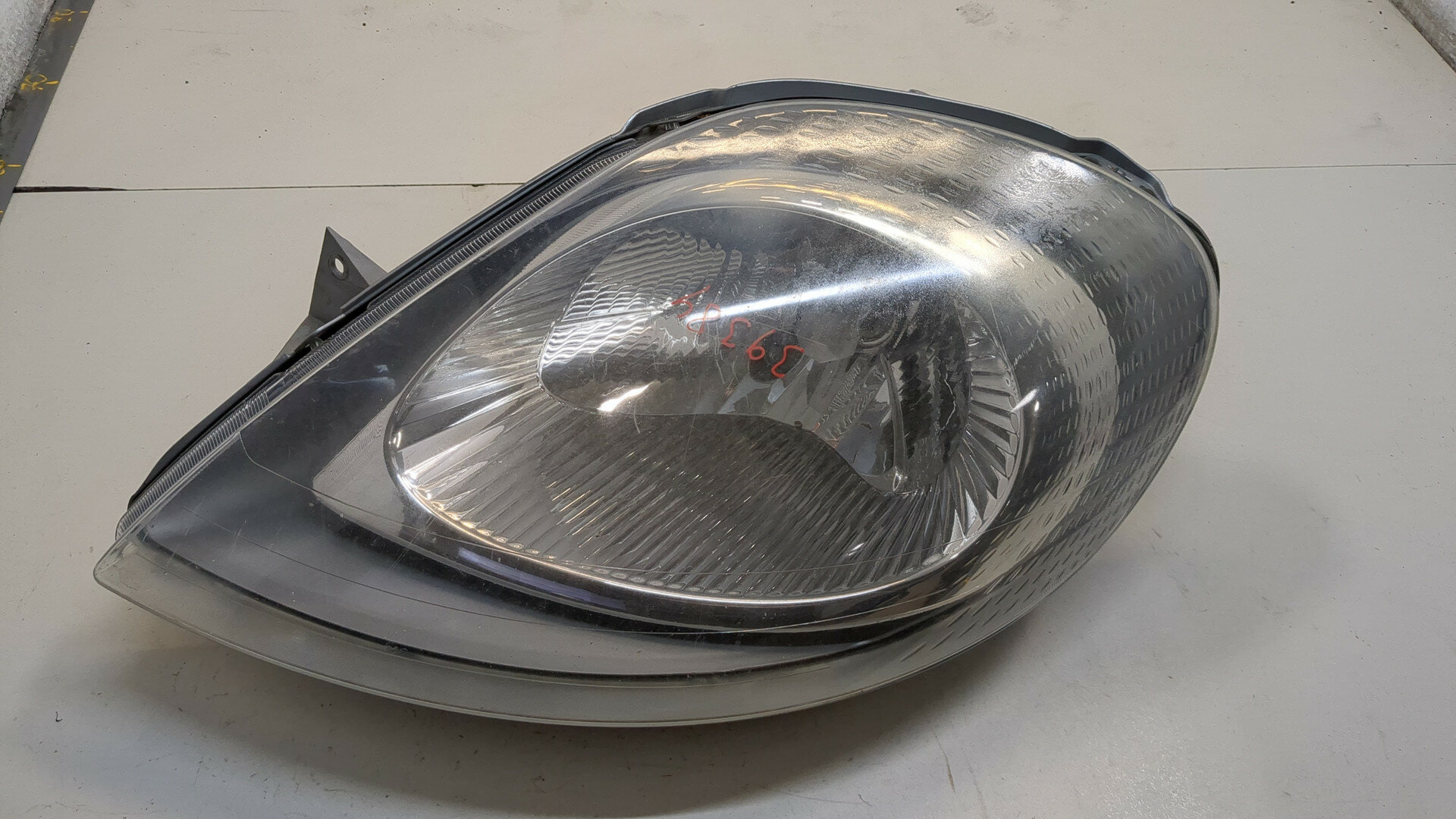 Фара (передняя) левая Renault Trafic Б/У