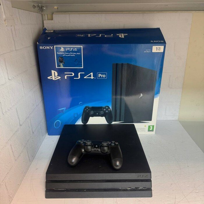 Игровая приставка Sony PlayStation 4 PRO 1 TB