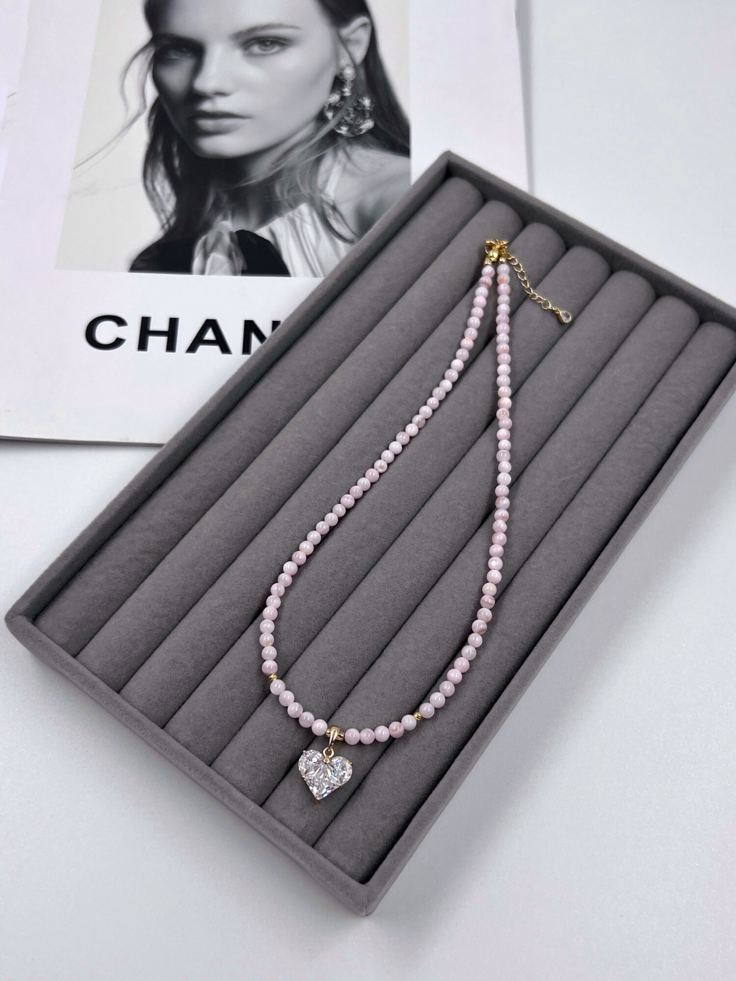 Колье, циркон, перламутр