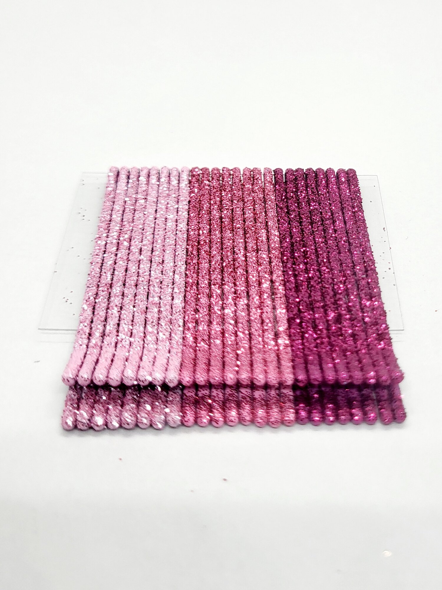 Набор ярких цветных невидимок 24 шт фуксия с блестками YK