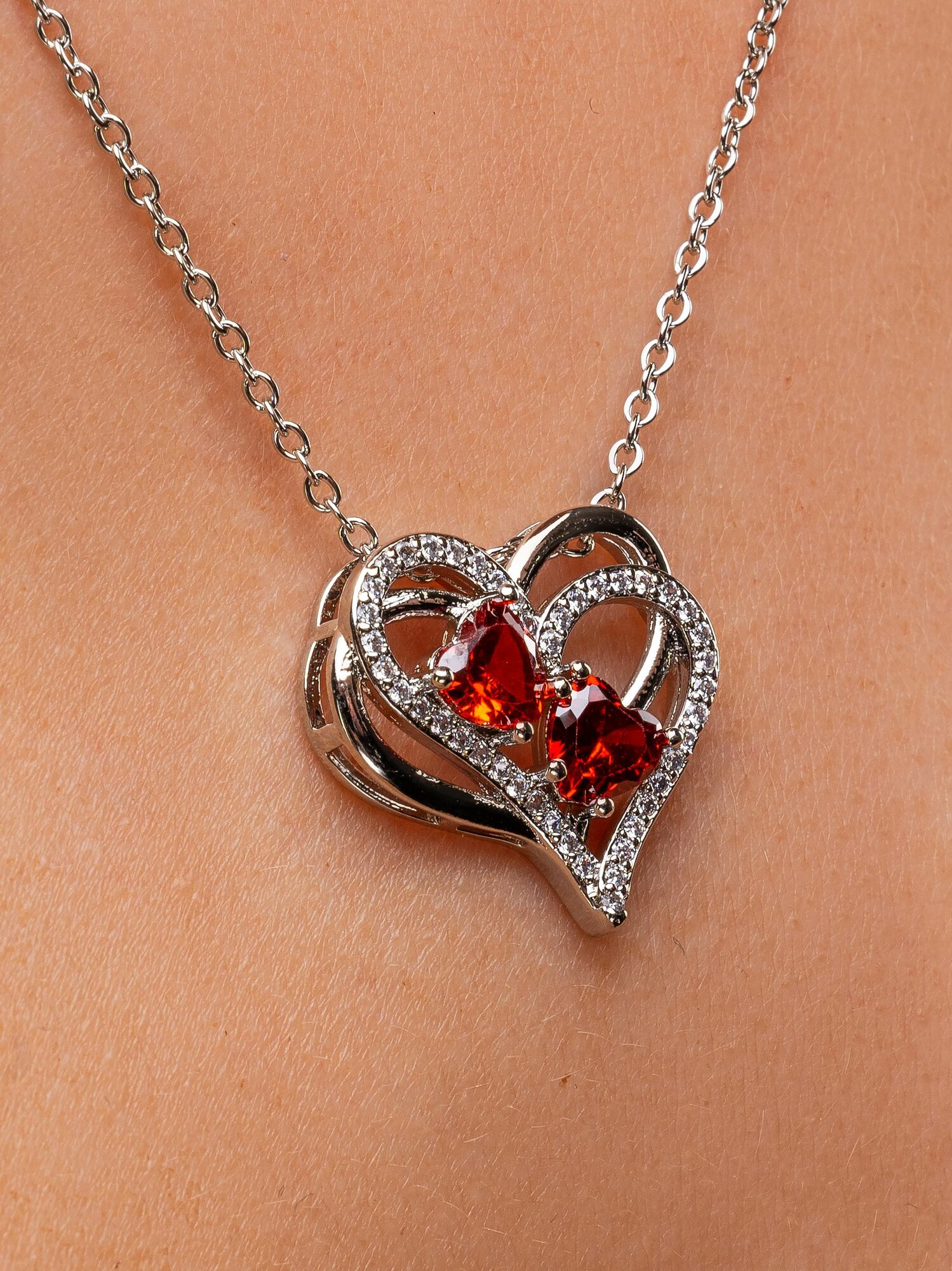 Колье, стекло