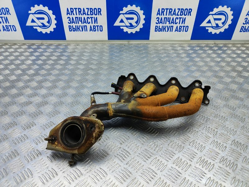 Б/У Коллектор выпускной Renault Duster HS / Рено Дастер HS 2.0 F4RA400 135 Л.С 2013