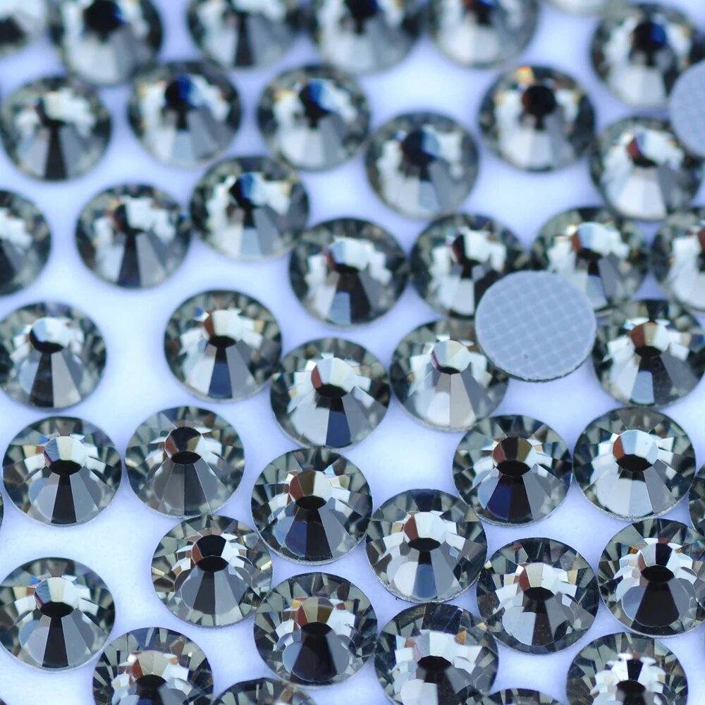 Термостразы серебряного цвета Black diamond, SS16, 1440шт