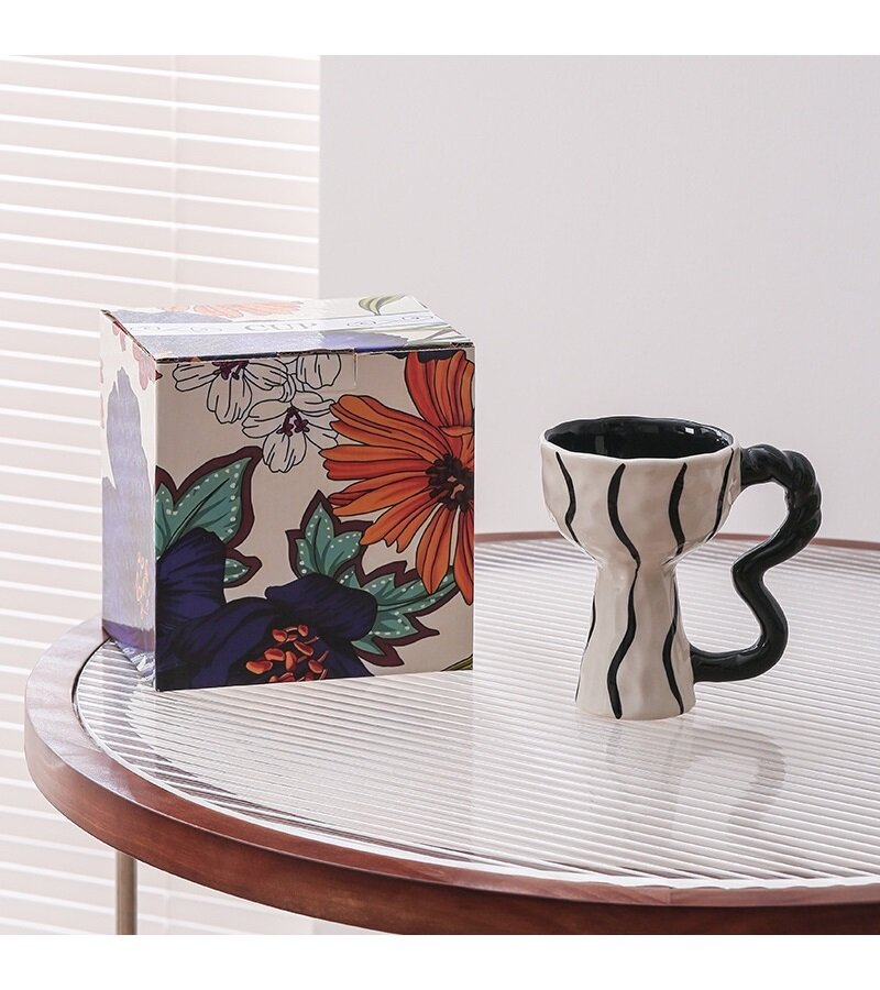 Подарочная коробка с высокой керамической кружкой ручной работы 245мл / Ретро кофейная чашка, чашка мороженого, чашка чая