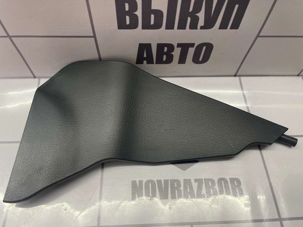 Накладка (кузов внутри) Suzuki SX4 2006-2013