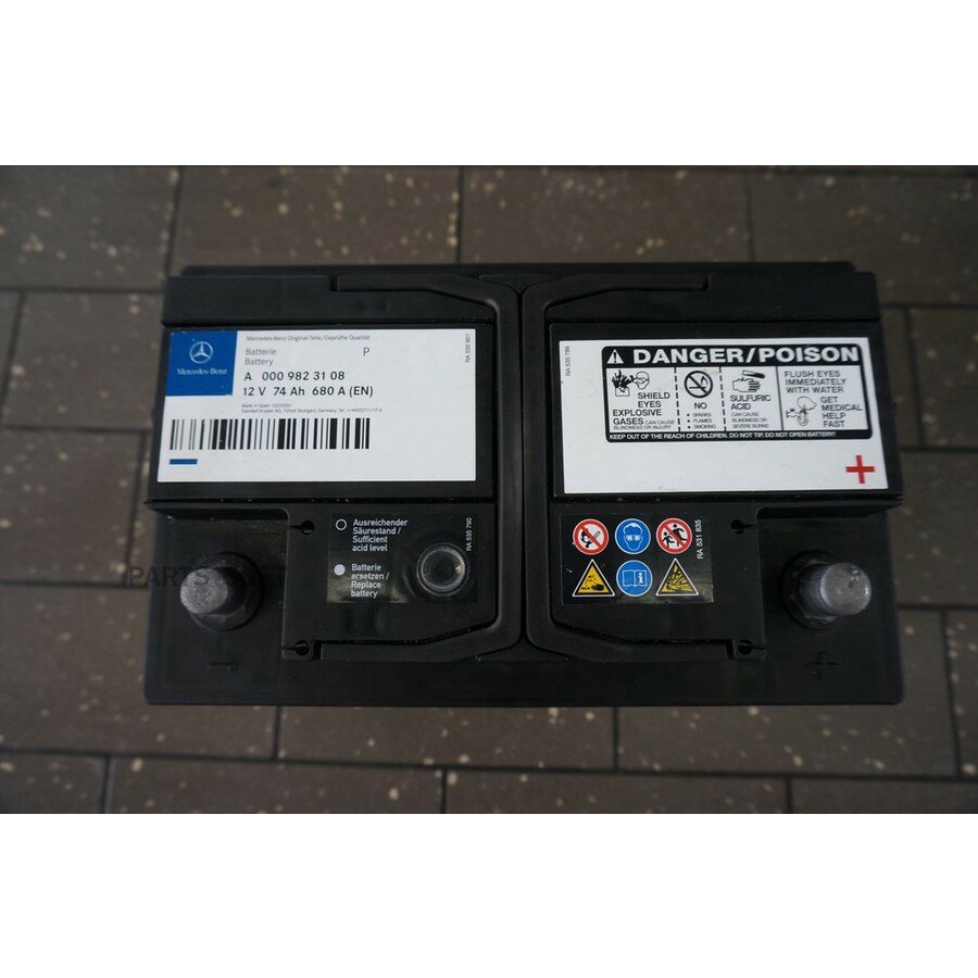 Стартерная аккумуляторная батарея Стартерная акку от официального дистрибьютора, MERCEDES-BENZ, артикул A0009823108