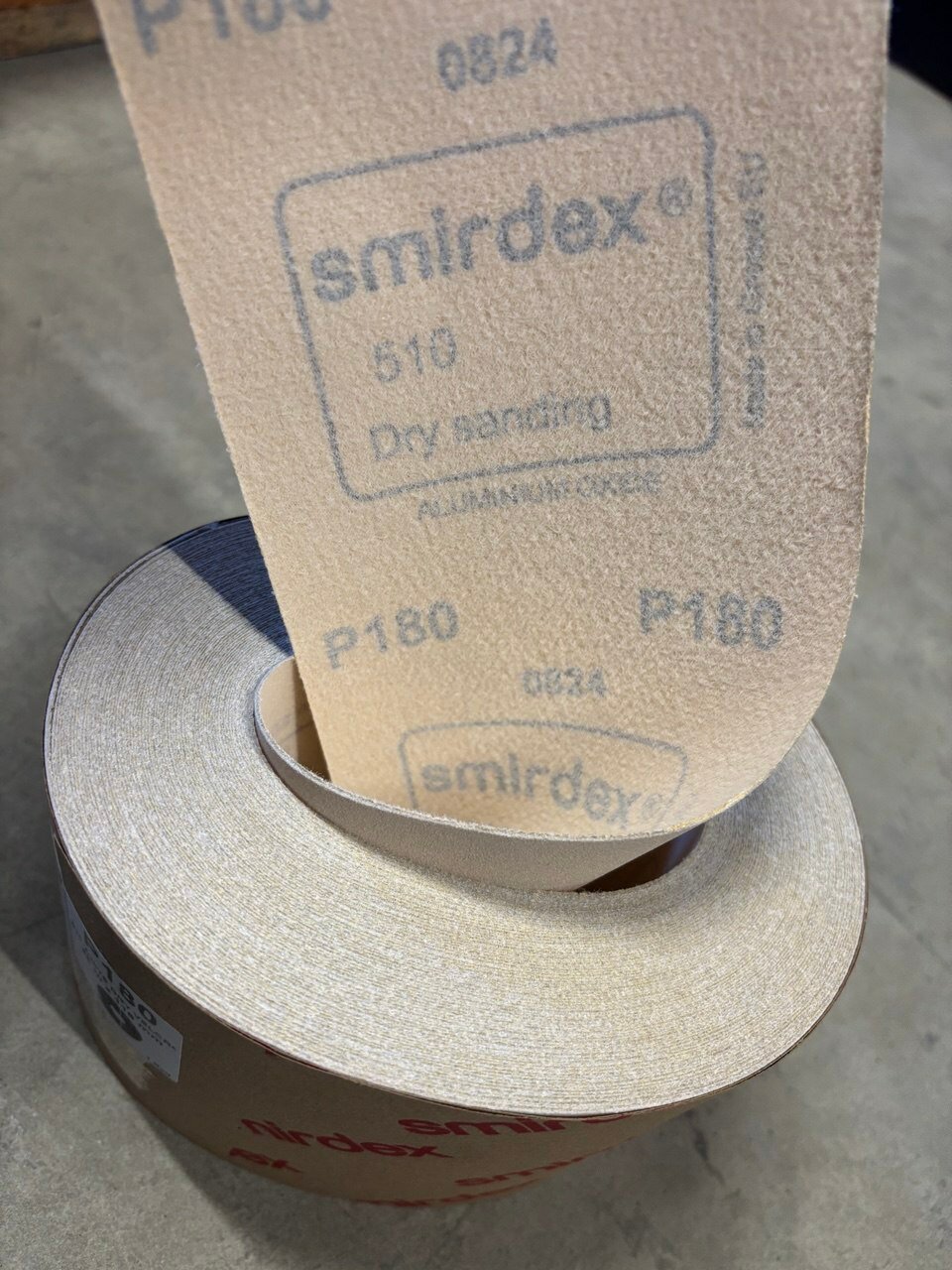 Шлифовальный материал в рулоне SMIRDEX 510, на липучке, 115 * 25 м, P180