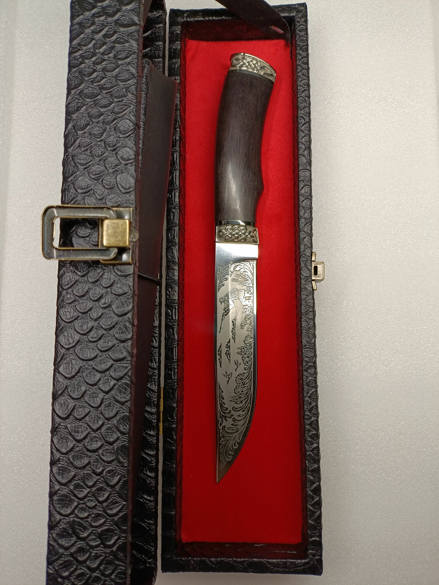 Нож Ручной Работы Охотник в Футляре сталь 95х18 длина 31см ножны натуральная кожа в комплекте