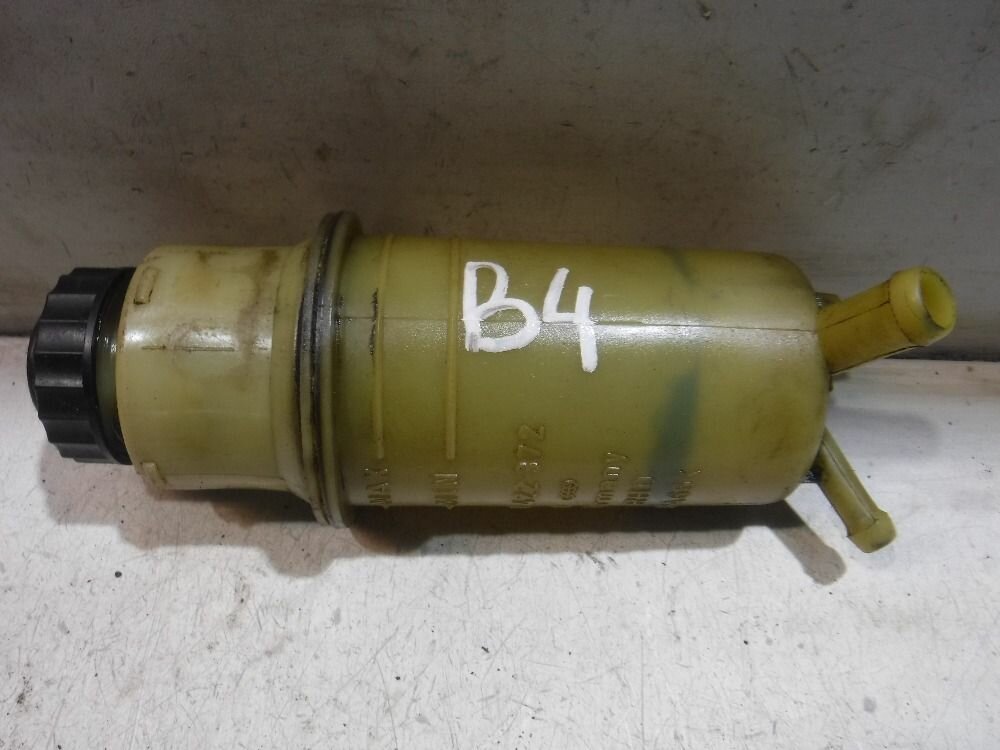 Бачок гур VW Passat B4 357422372