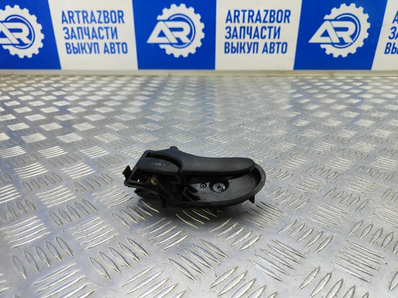Б/У Ручка двери задней внутренняя левая Ford Focus 1 / Форд Фокус 1 1.6 CDDA 97 Л.С 2004