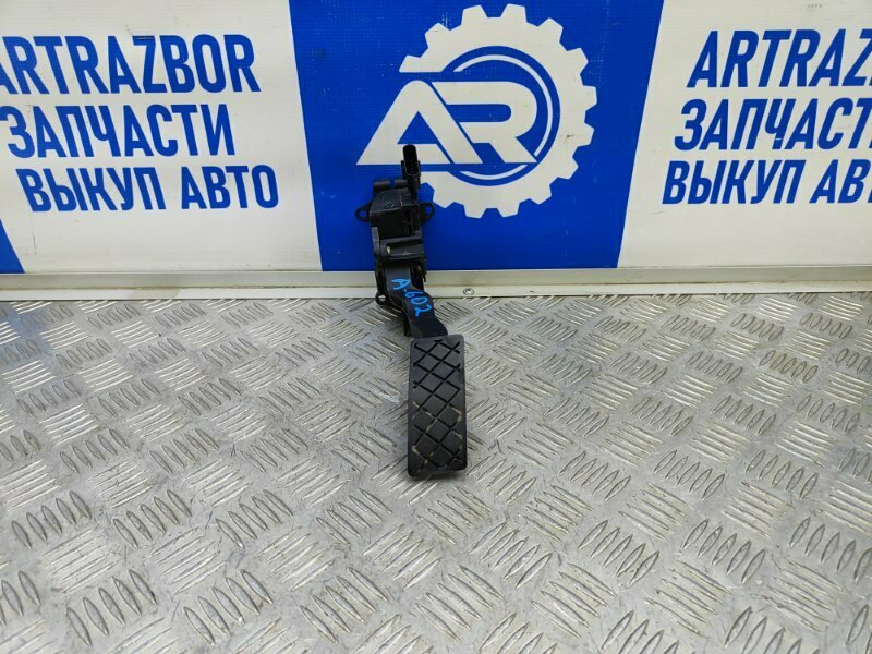 Б/У Педаль газа Skoda Rapid / Шкода Рапид 1.6 CWV 90 Л.С 2016