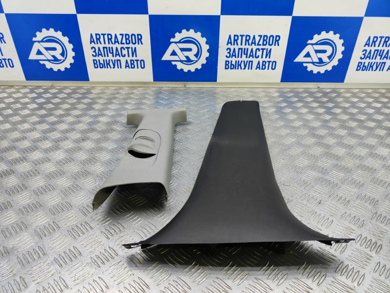 Б/У Обшивка стойки центральной правой Ford Focus 1 / Форд Фокус 1 1.6 CDDA 97 Л.С 2004