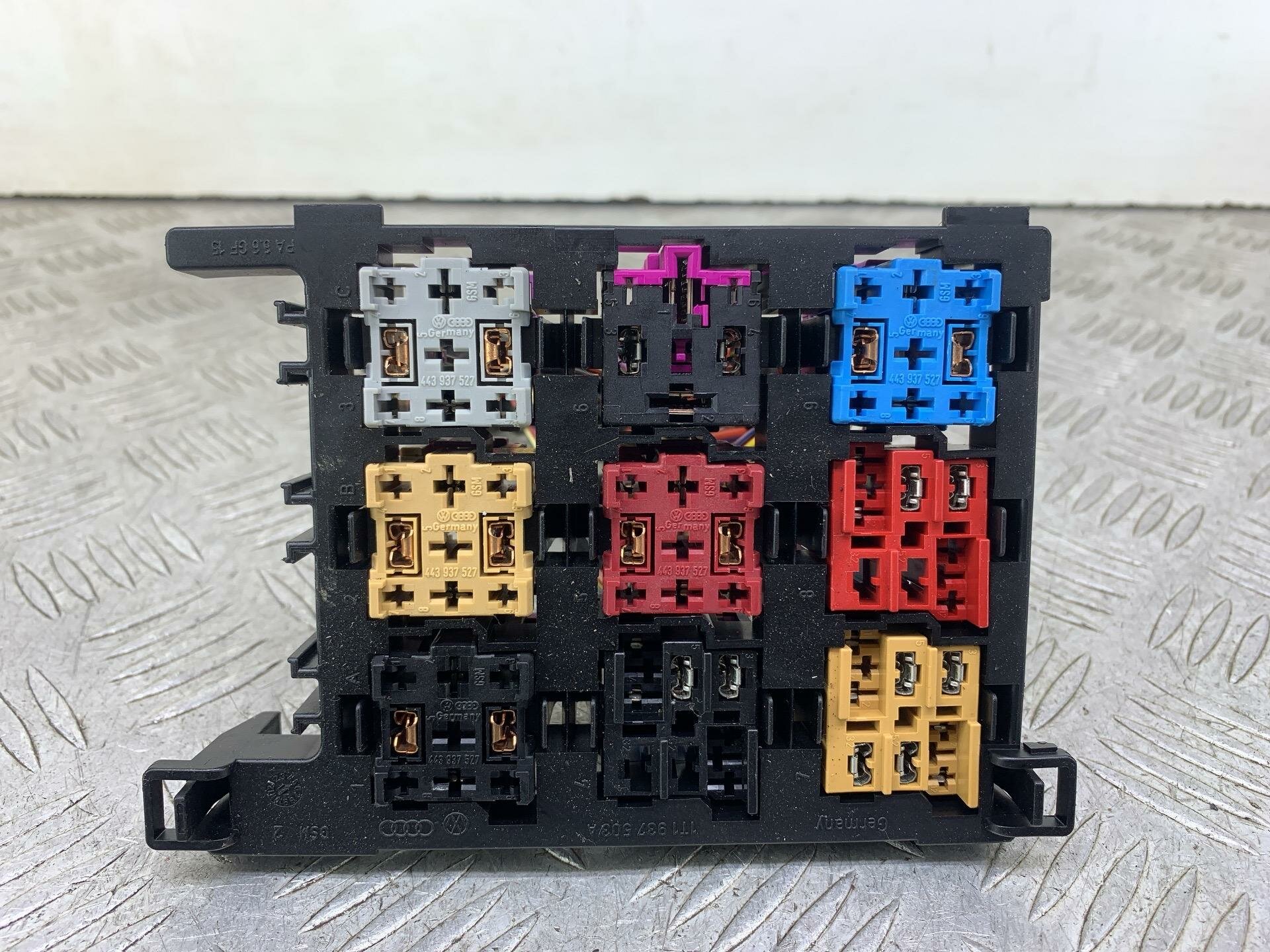 Блок реле SEAT Altea рест. 5P 2012 1T1937503A