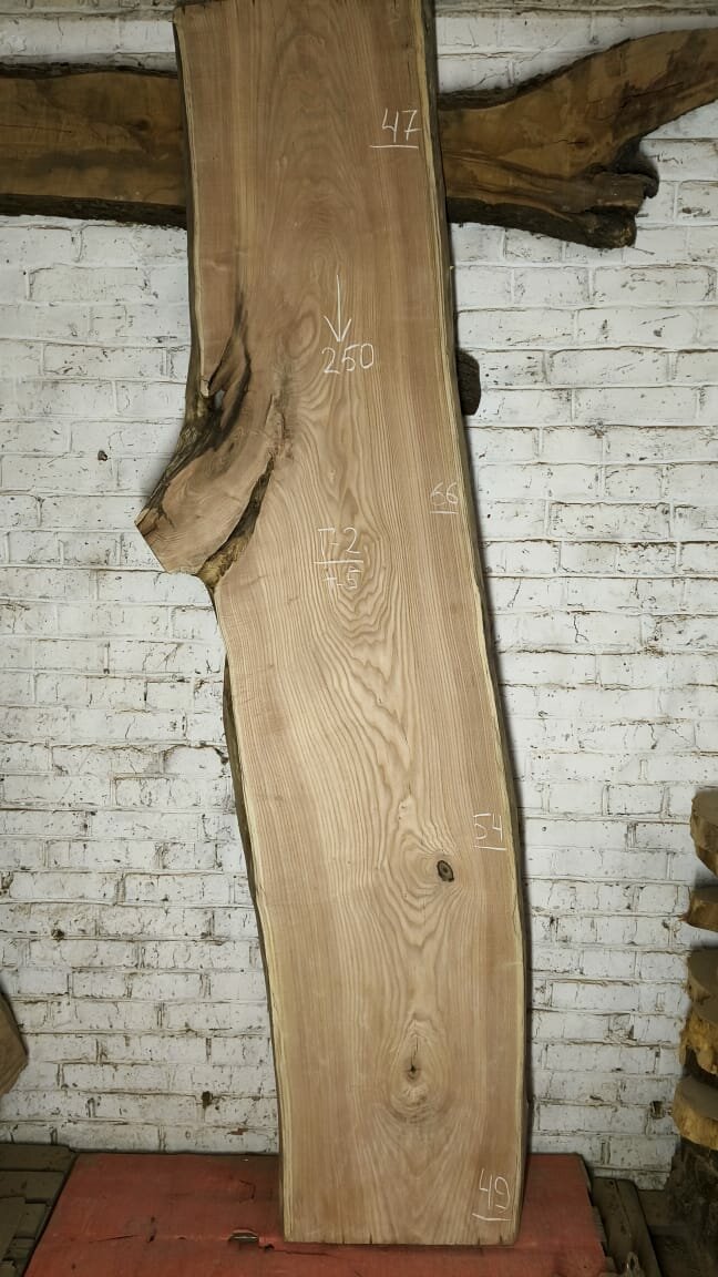 Слэб дерева Акация розовая Г-2, выровнен в плоскости, влажность 10-12%