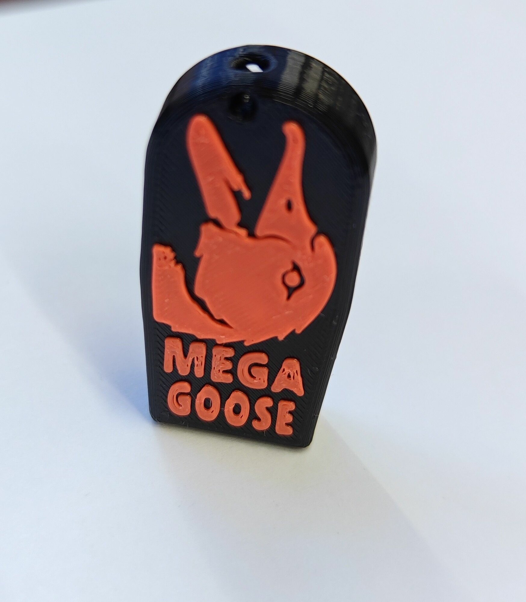 Свисток гусь "GOOSE", черный с оранжевым, легкий свист, громкий, для самообороны, подачи сигнала бедствия, защиты от бродячих животных, edc