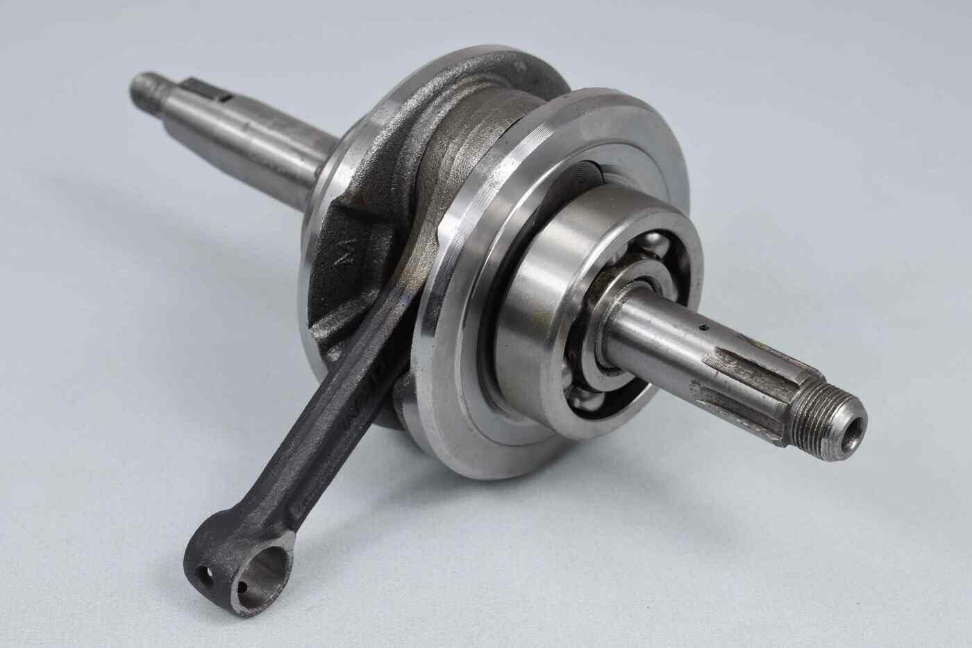 Коленвал Delta, Zodiak, Альфа(50/70 см3) в сборе с подш. и звездой ГРМ(ход поршня 41 мм, d щеки 87 мм)