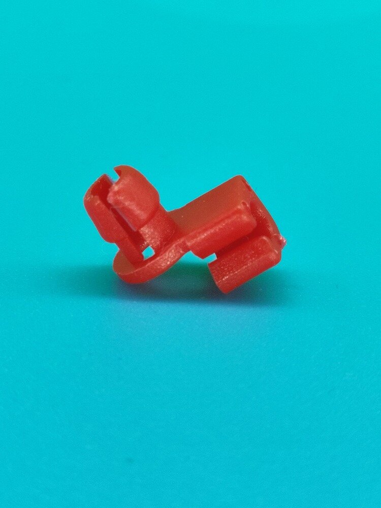 Защелка тяги ручки двери Toyota перед. лев.