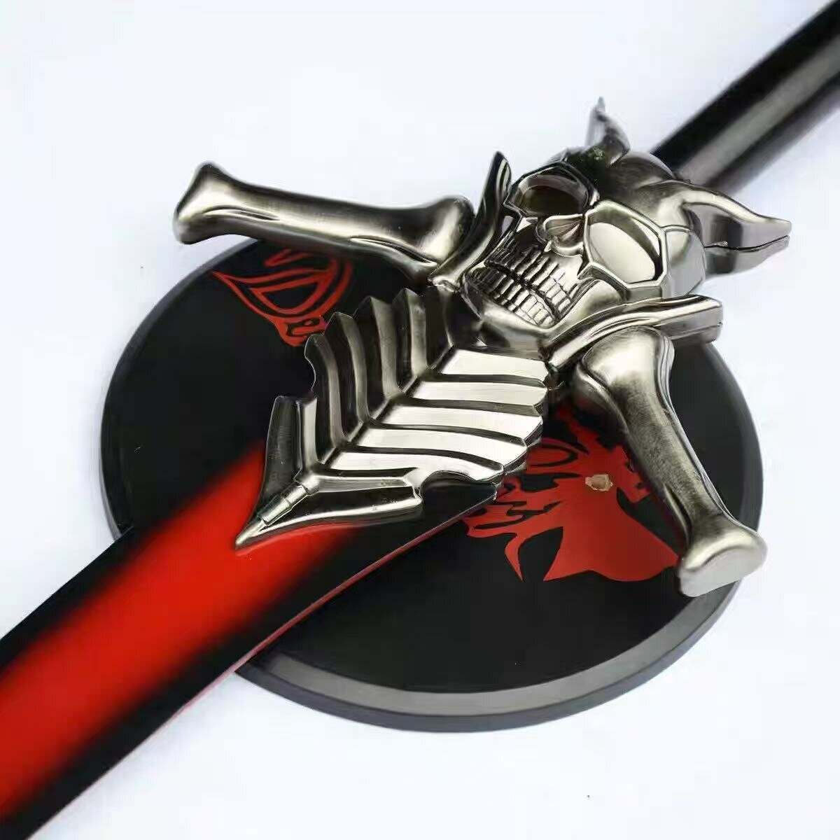 Сувенирный меч Мятежник Данте из Devil May Cry